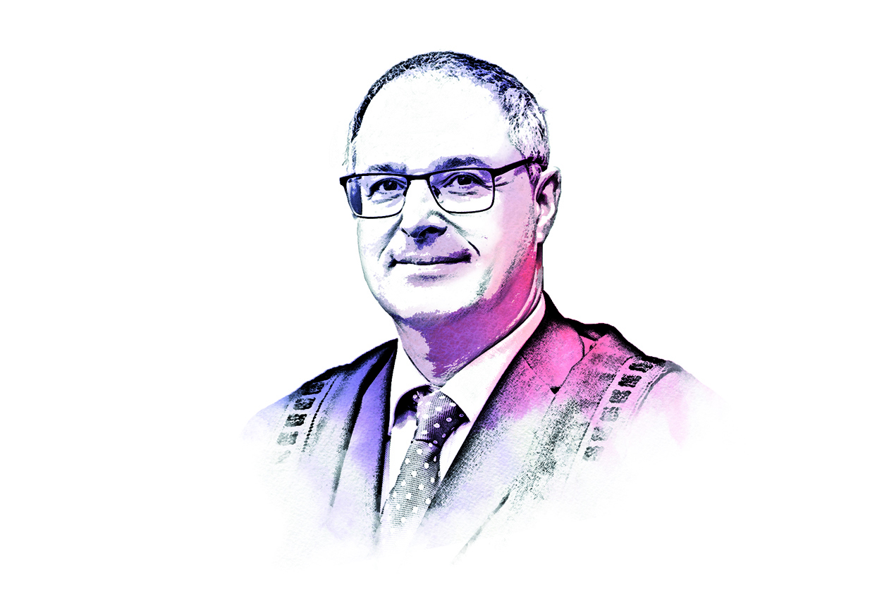 Meet Our Distinguished Professors