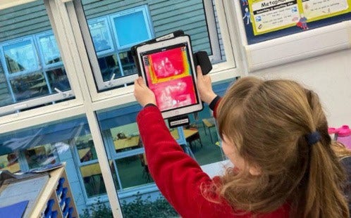 Hands-on school program improving climate change literacy